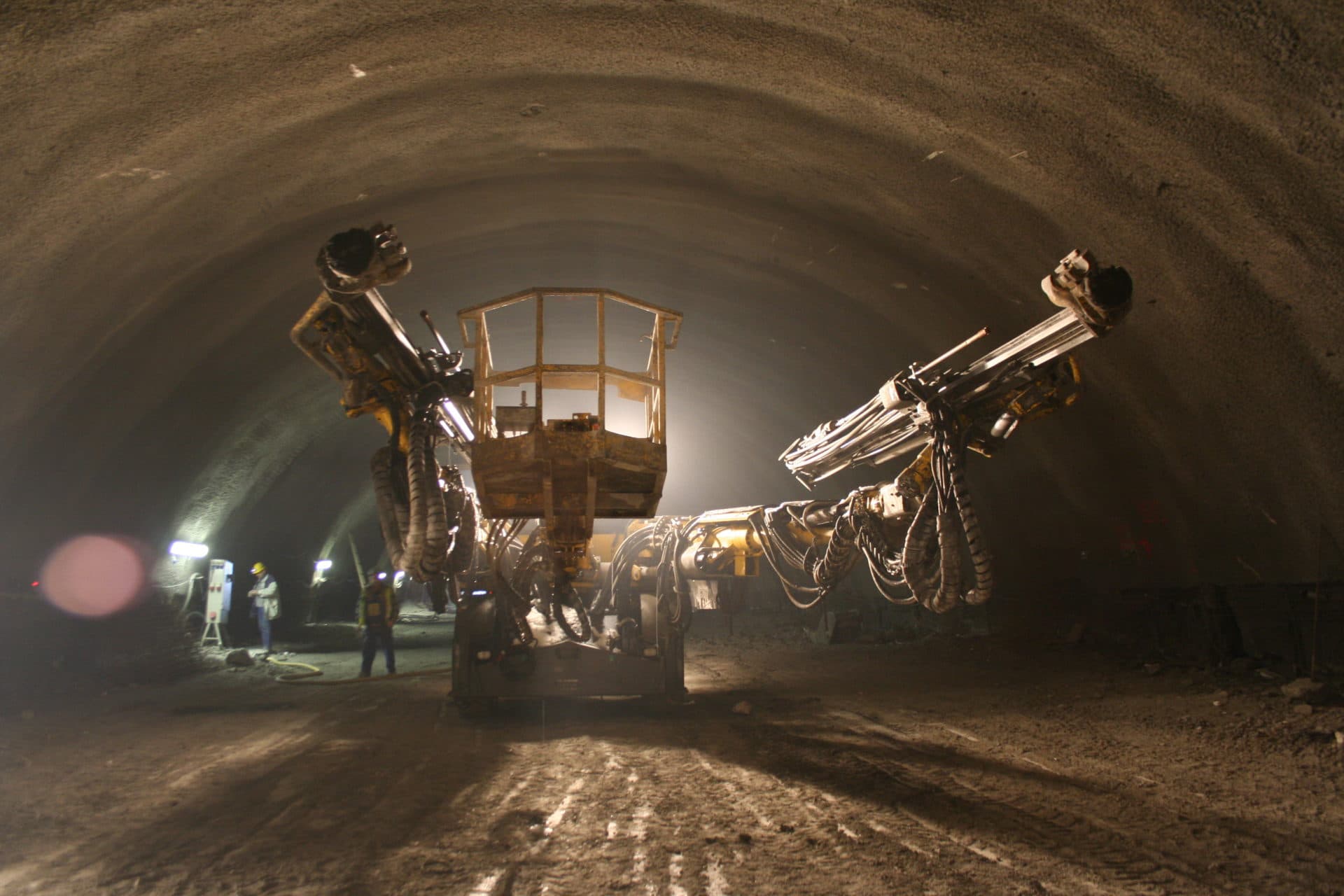 Tunnels and Large Underground Spaces - Geoportal Pvt. Ltd.